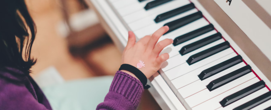 Piano leren spelen: de beste online cursus piano en keyboard | IC.nl